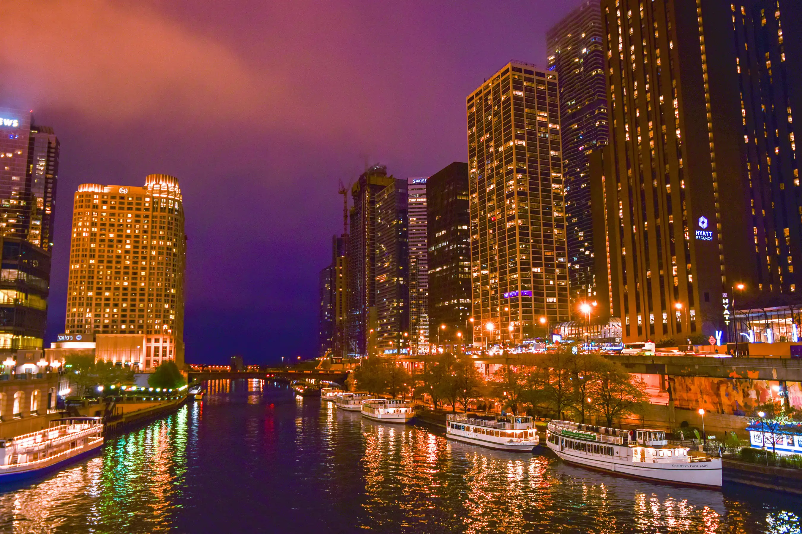 SOPHY Hyde Park Enhancements for Summer Stays in Chicago | Sophy Hotel